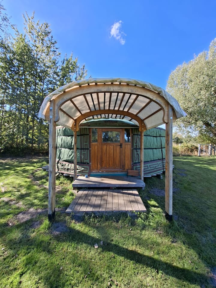 The Magic Yurt - Malines