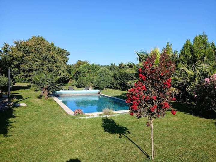Gîte Chaleureux Avec Piscine Et Jardin - Saint-Donat-sur-l'Herbasse