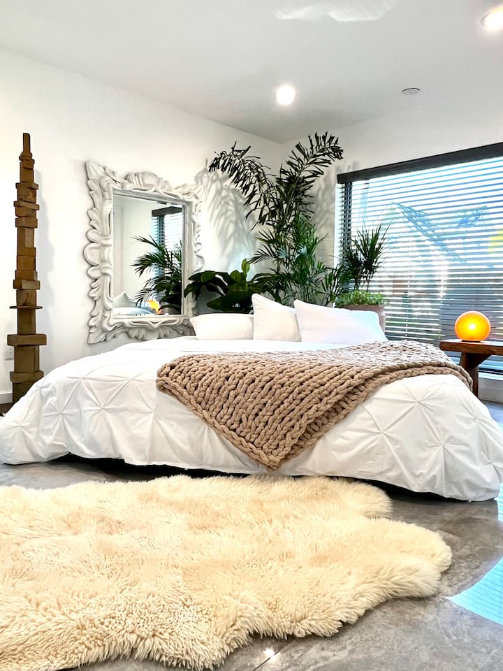 Mod Cottage - Sylvan Lake