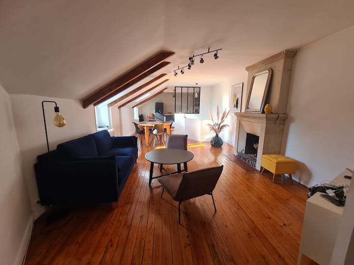 Triplex Ancien Atypique +Cour Proche Hypercentre - Caen