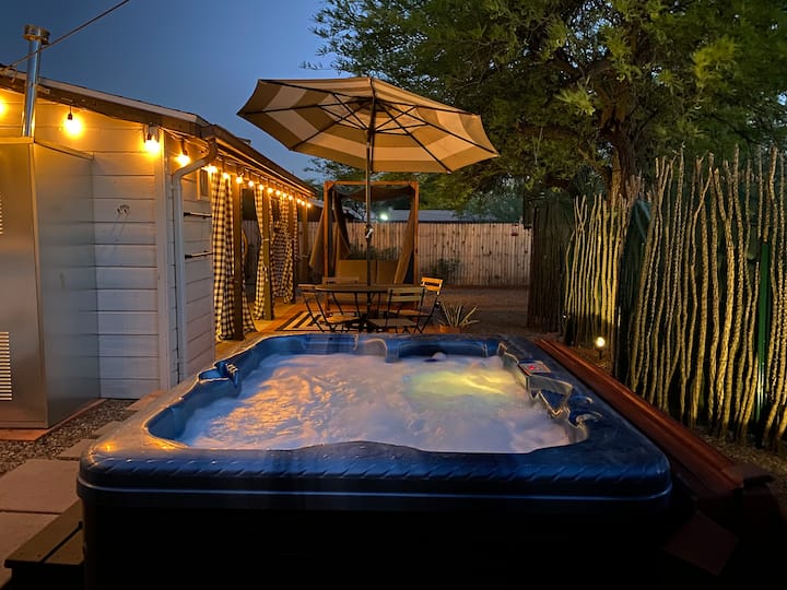 Benton Place - Stylish Desert Escape - Sonora