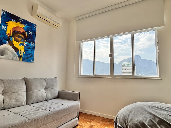 2 Bdrooms With Great View & Location In Ipanema - Ipanema
