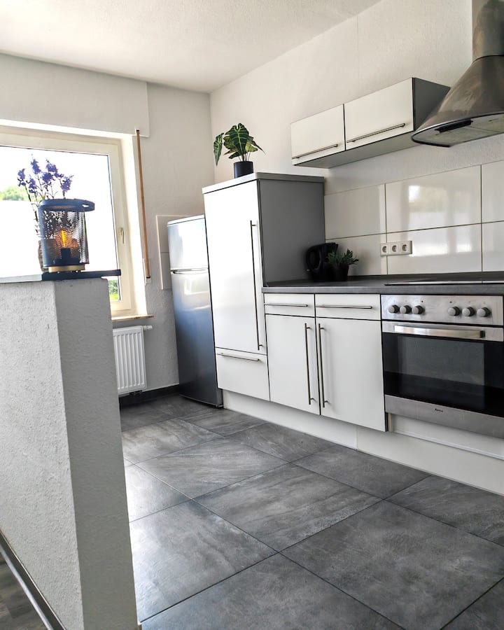 Gemütliche Unterkunft Für Bis Zu 9 Personen - Leer