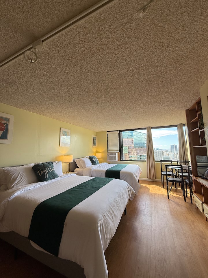 Charming Twin-joined Studio With Plentiful Space - Honolulu, HI