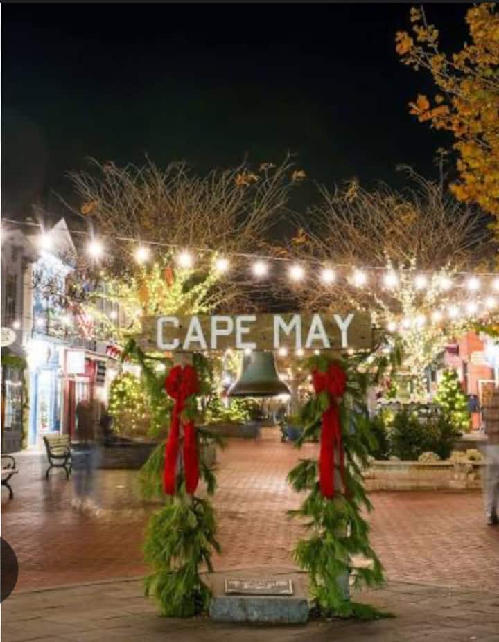 Cape May Holiday Magic, Off-season Rates, Spacious - Stone Harbor, NJ