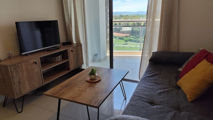 Piso 13, Piscina, Seguridad, Vista A Las Sierras - Córdoba