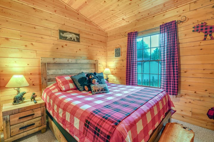 Bear Claw Cove Pet Friendly/ Hot Tub - Pipestem Resort State Park, Pipestem