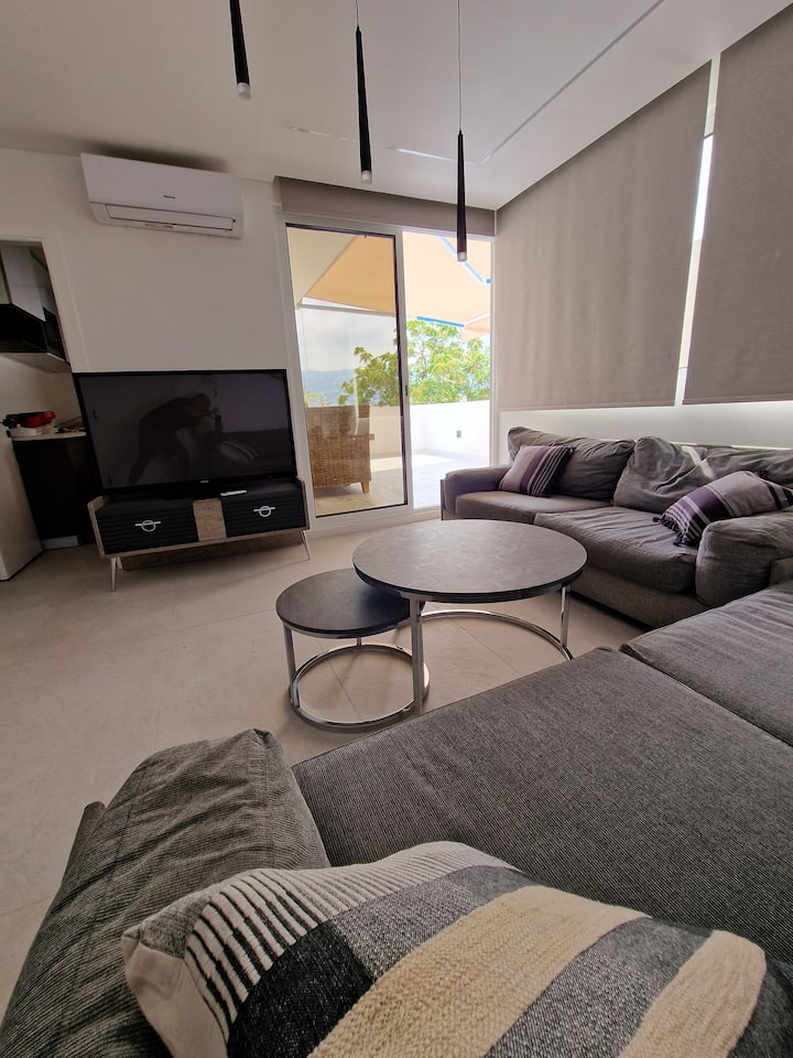 2 Bedroom 2 Bath  Parking 24/7 Electricity - Beirut