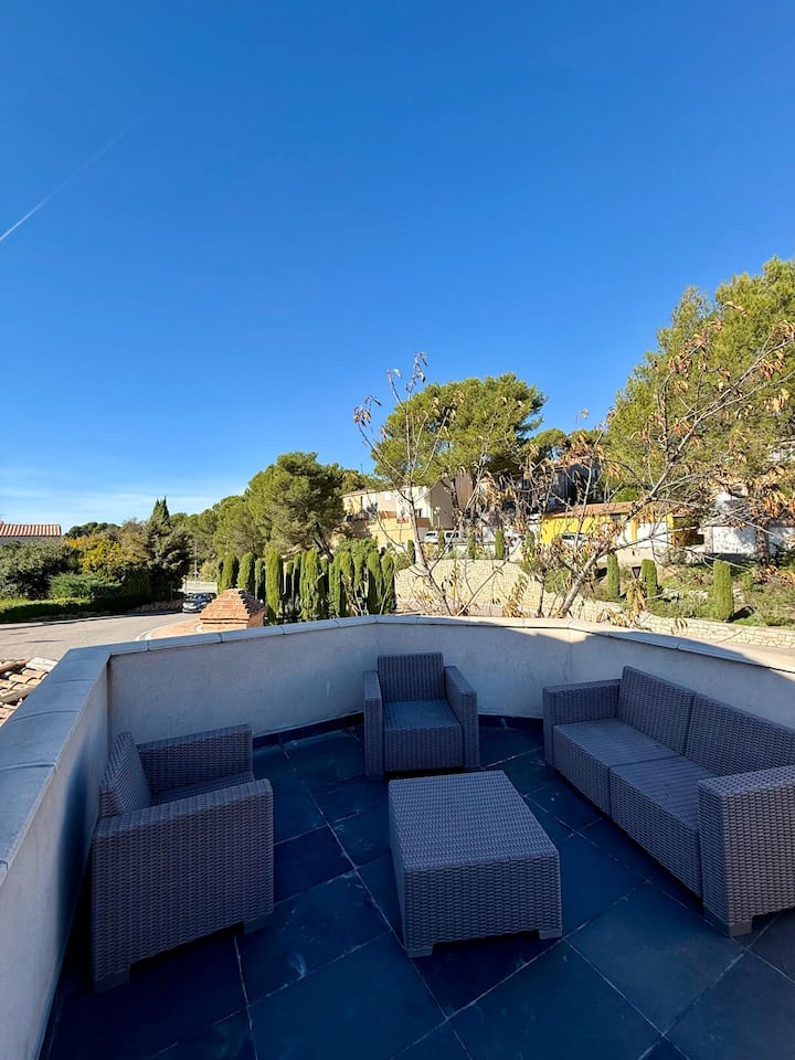 T3 Haut De Villa Avec Terrasse – Proche Cassis - Roquefort-la-Bédoule
