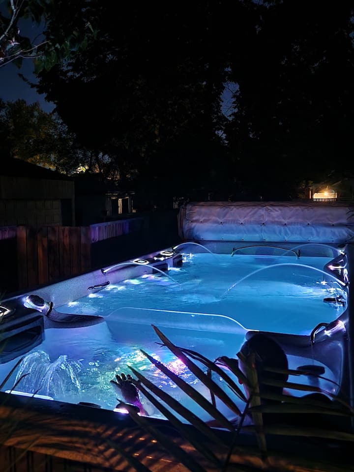 A Swim-spa Spins New Magic On A 1908 European Home - Lethbridge