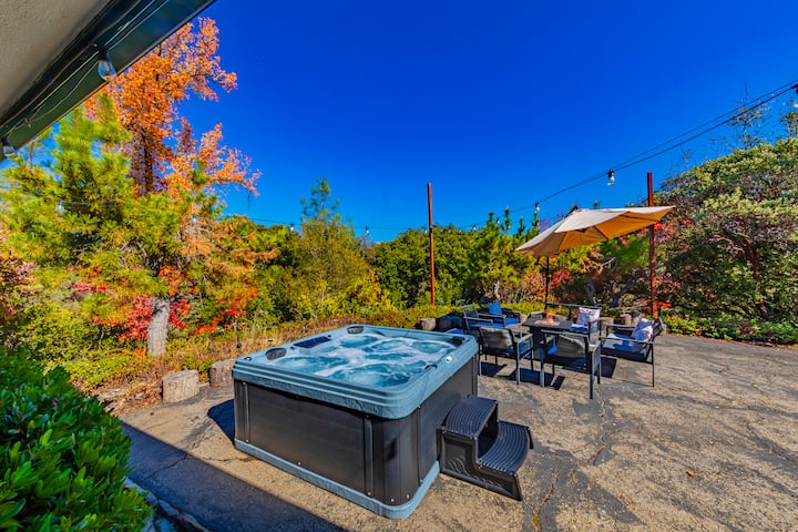 *New Hot Tub* Sierra View Retreat Near Yosemite! - Oakhurst