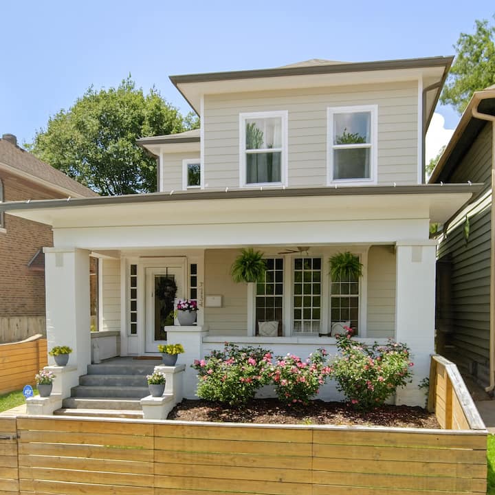 Walk To Lucas Oil + Downtown/fenced Backyard/deck - Mile Square - Downtown - Indianapolis