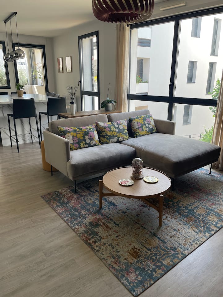 Appartement à Bordeaux Au Pied Du Tram - Bordeaux
