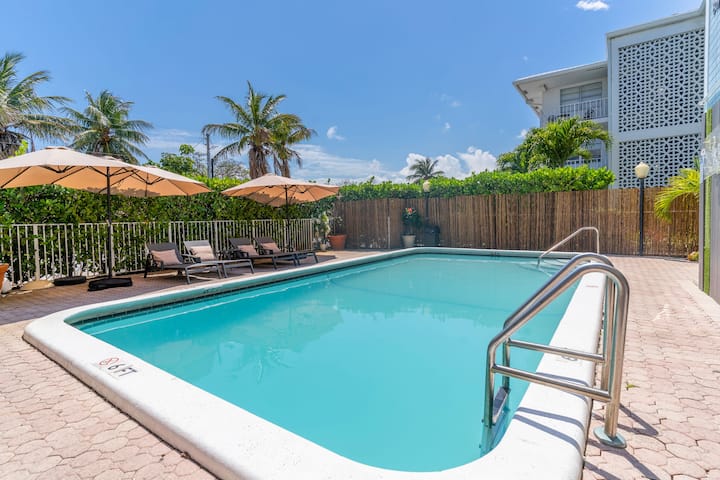 2 Br/2bath Coastal Apt Close To The Beach - Fort Lauderdale, FL