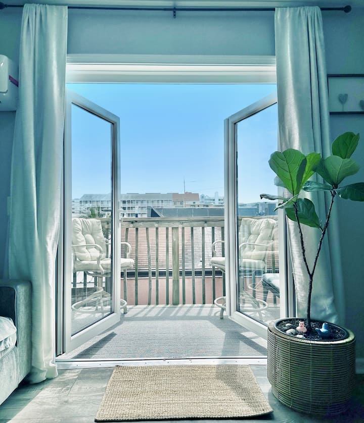 𝙂𝙪𝙚𝙨𝙩 𝙛𝙖𝙫𝙤𝙧𝙞𝙩𝙚 Lovely 2lvl Condo Steps 2beach+pool - Ocean City, MD