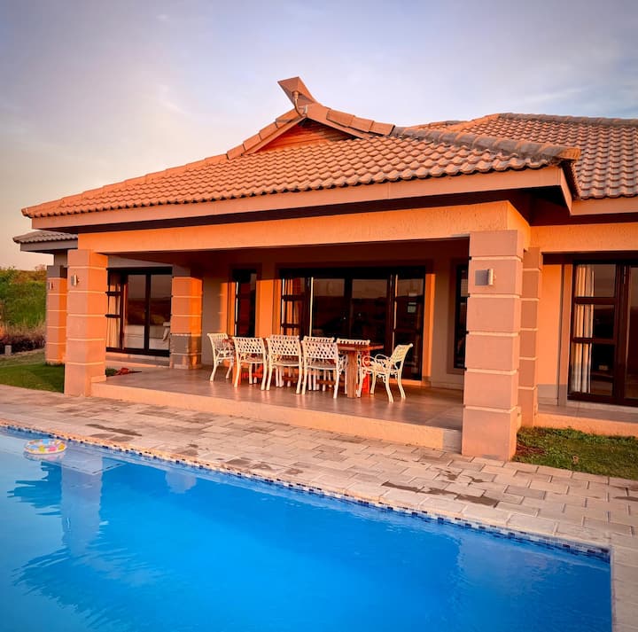 Luxury 4-bedroom En-suite Villa With Private Pool - Swaziland/ Eswatini