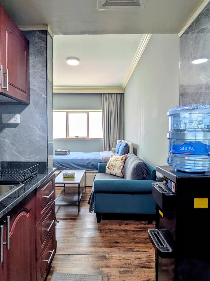 Fancy Economy Studio (Open City View & Marina) - Charjah