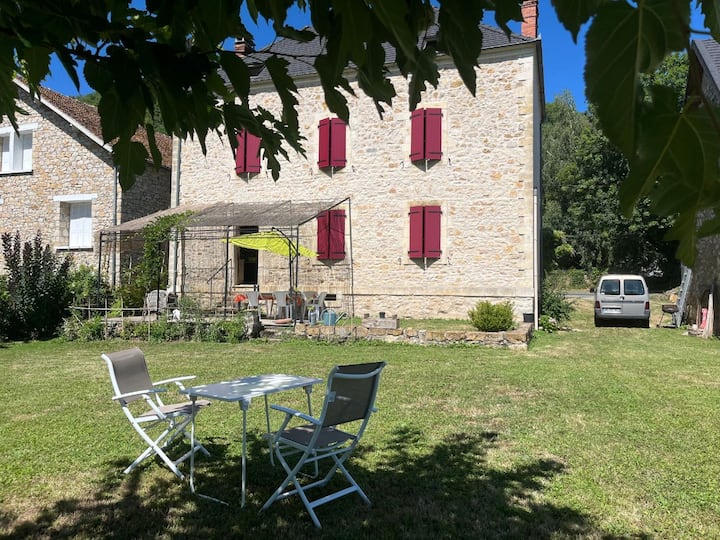 Au Fil De La Tourmente - Martel