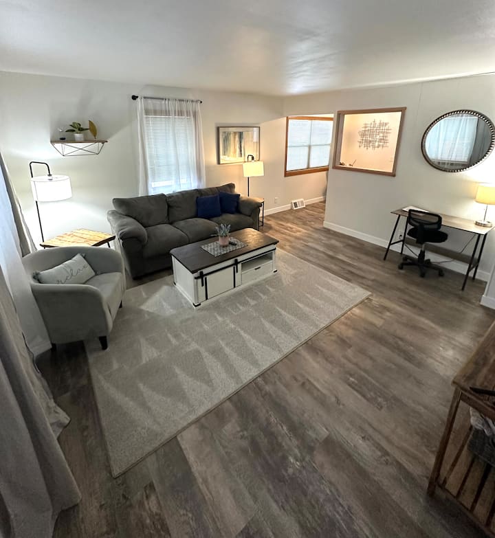 Cozy, Centrally Located, Rental Home - Rapid City, SD