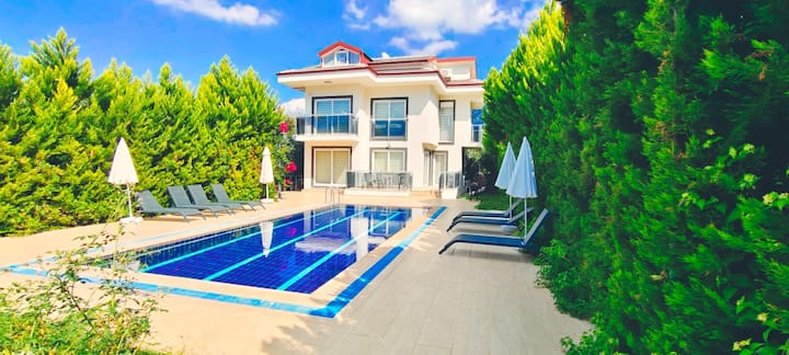 Villa Asya 1 Ovacıkta 4+1 Babadağ Manzaralı Villa - Hisarönü