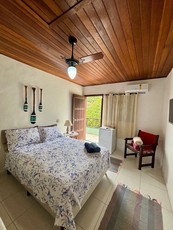 Suíte Com Varanda No Centro De Ilhabela - Ilhabela