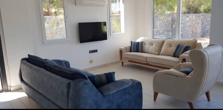 Villa Asya 2 Ovacık'ta 4+1 Babadağ Manzaralı Villa - Ölüdeniz
