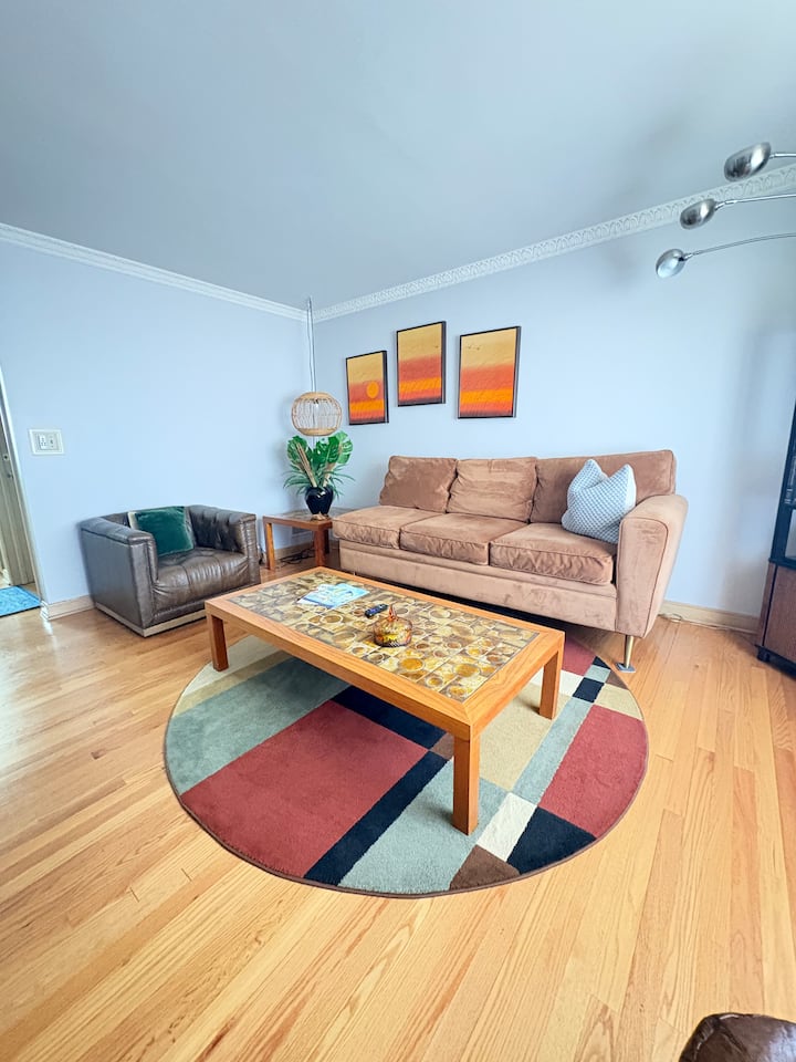 Boho Modern 2bdrm Private Apartment - Milwaukee