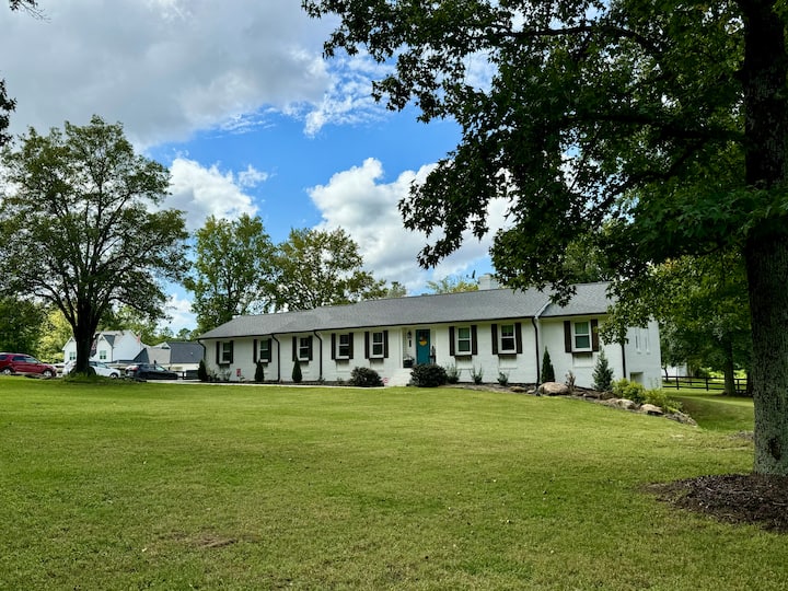 Peaceful Country Setting Four Minutes From Town! - Wake Forest, NC