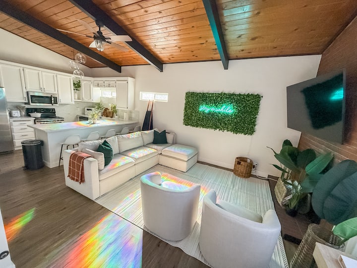 2 Bed 1 Bath Rosevilles’ Best St. Close To Freeway - Roseville, CA