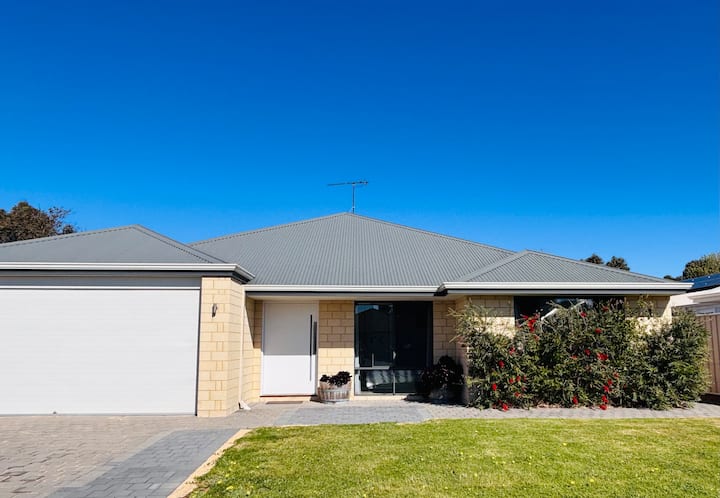 Cheerful 5 Bedroom Home With Free Parking Onsite - Yallingup