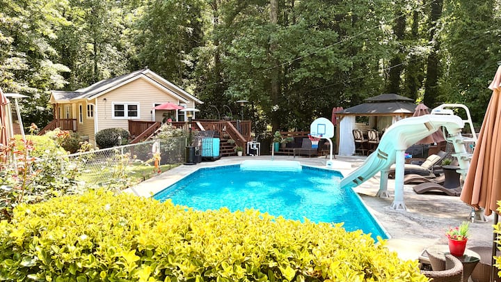 Atlanta Pool Home Near Airport, Near Airport 8 Guests Max - Union City, GA