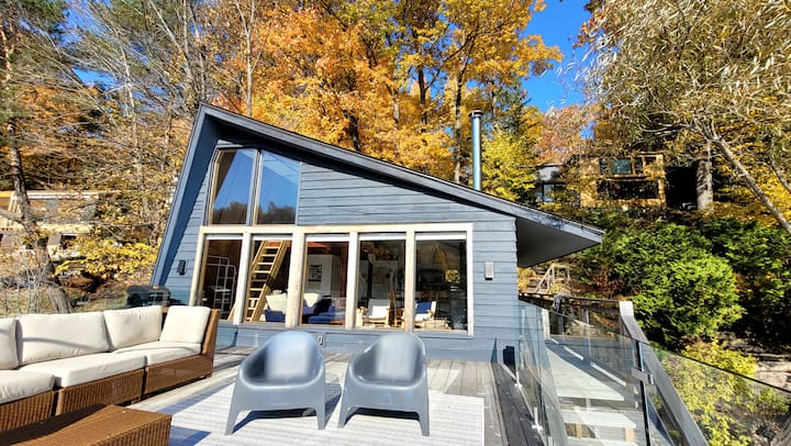 Stunning Boathouse On Fairy Lake W/ Sauna - Algonquin Provincial Park