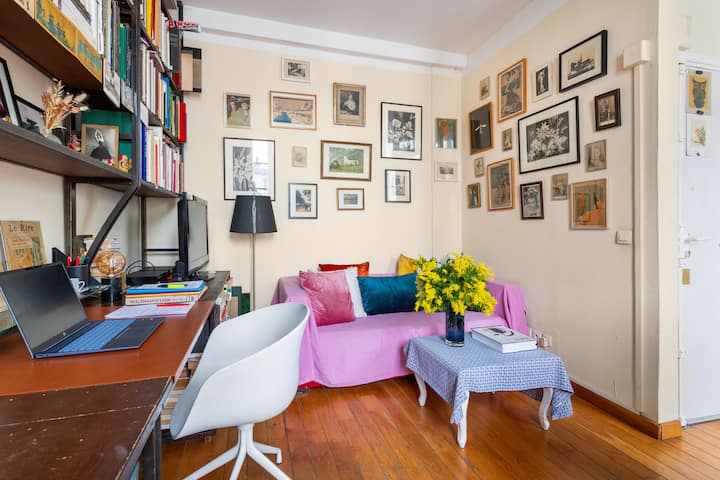 Romantic Parisian Hideaway In Historic Marais - Paris