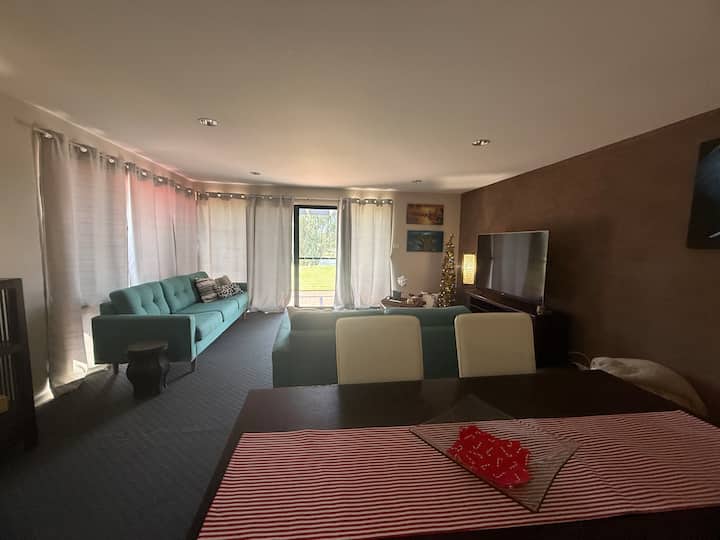 Lovely Spacious 1 Bed Unit On The Golf Course - Anna Bay