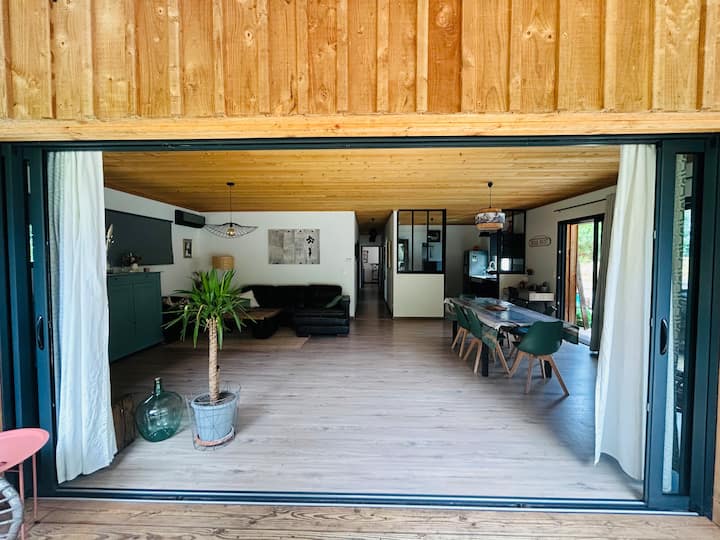 Belle Villa Chaleureuse Avec Piscine Proche Océan - Vendays-Montalivet