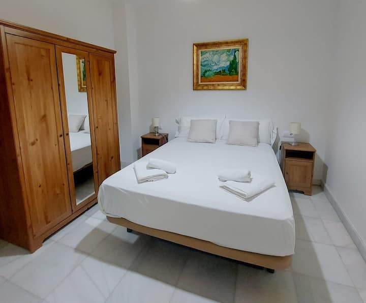 Estudio Morgado.tranquilidad. Alameda De Hércules! - Séville