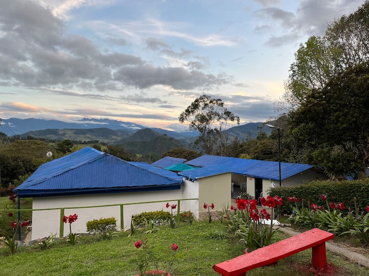 Hermosa Casa Campestre Para Familias O Grupos - Ubalá