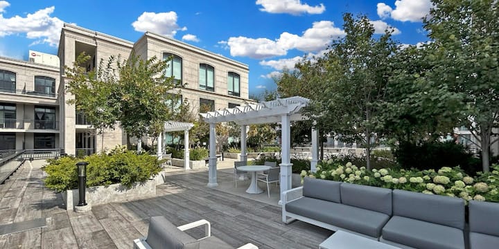 Unionville Allure Suite - Markham