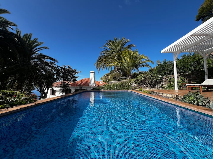Ensemble De Villas Isolée Sur Plus De 45.000 M2 - La Palma