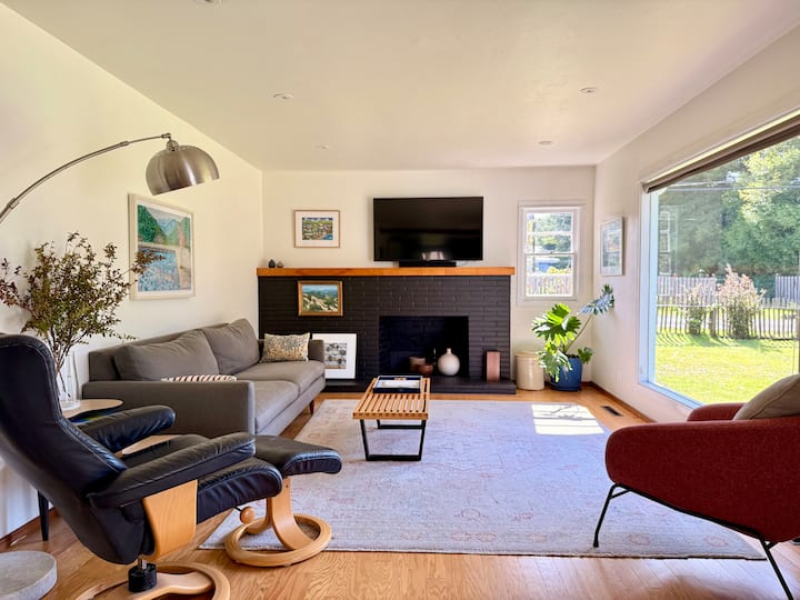 Pine Crest Cottage - Mendocino, CA