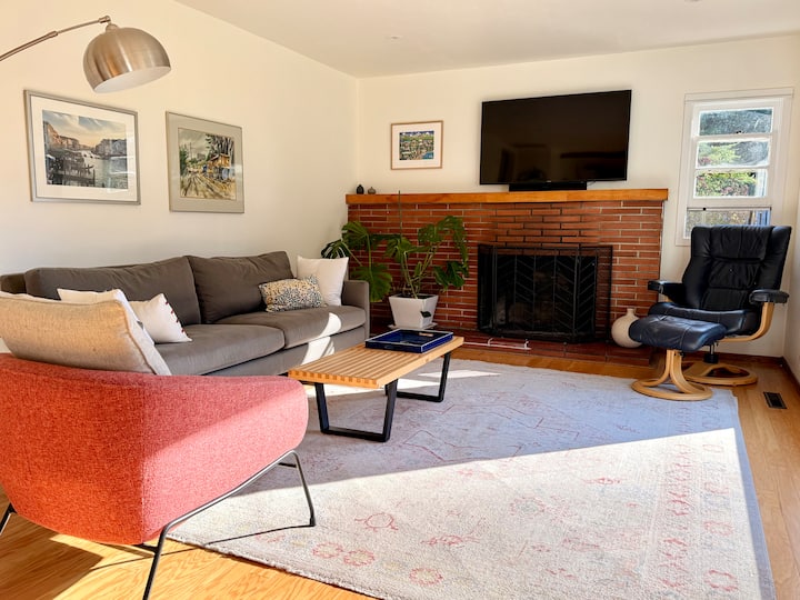 Pine Crest Cottage - Mendocino, CA