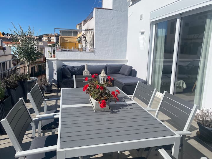 Penthouse Apartment With A Large Terrace - Sitges