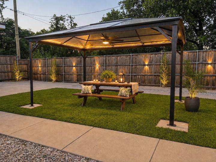Chic Cosmo House 5 Minutes To Downtown Dallas - Lancaster, TX