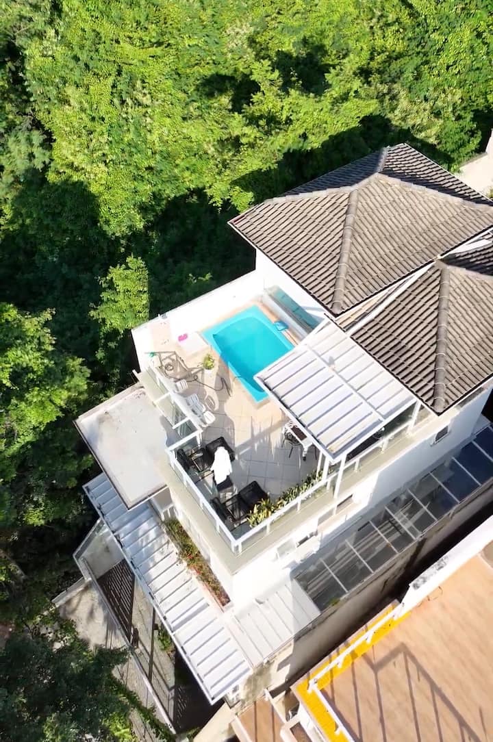 Incrível Rooftop C/ Piscina E Vista Mar • 30min Rj - Niterói