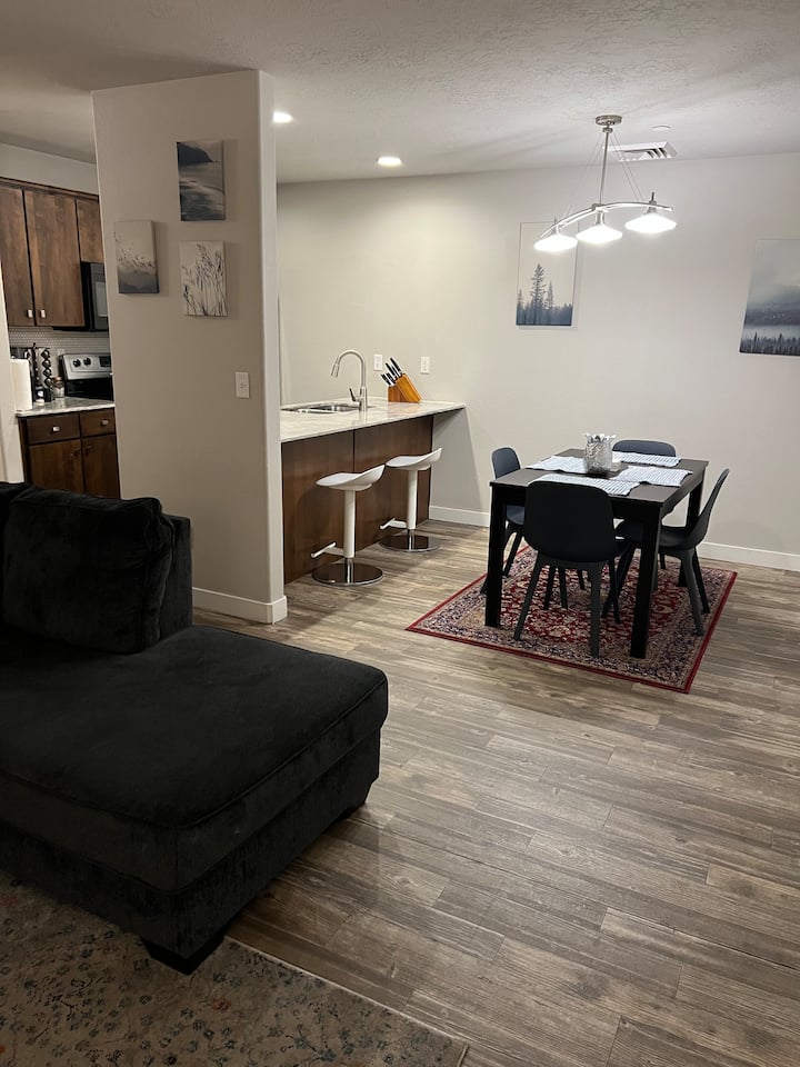 Nebo: 2 Bedroom Heart Of Slc W Secure Parking - Salt Lake City, UT
