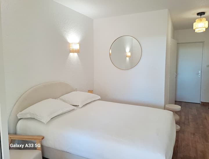 Studio Avec Piscine Et Parking Gratuit - Saint-Florent