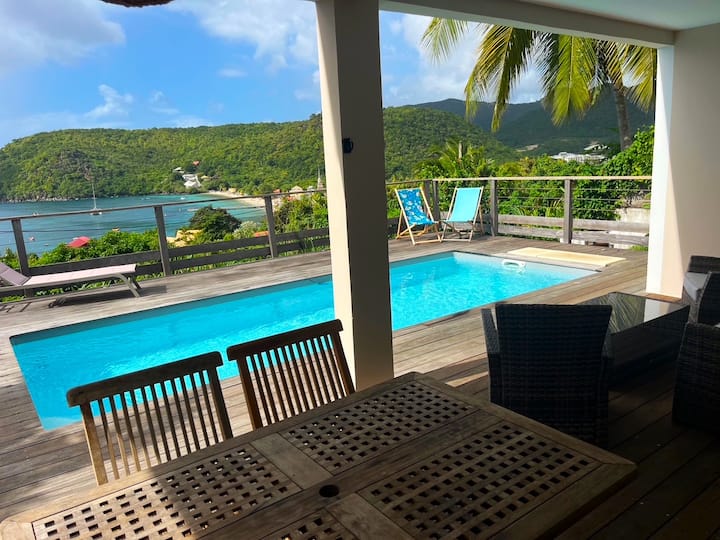 Superbe Villa Créole Avec Piscine Privée, Vue Mer - Martinique