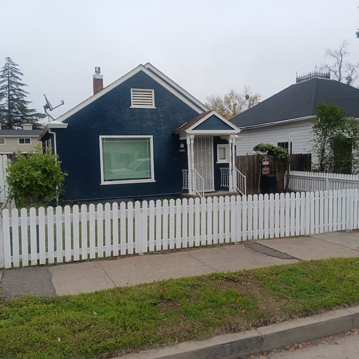 Adorable Storybook House - Red Bluff, CA
