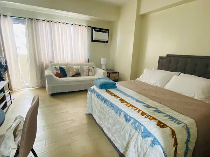 House Of Olivia Studio Unit At Araneta City - 케손시티