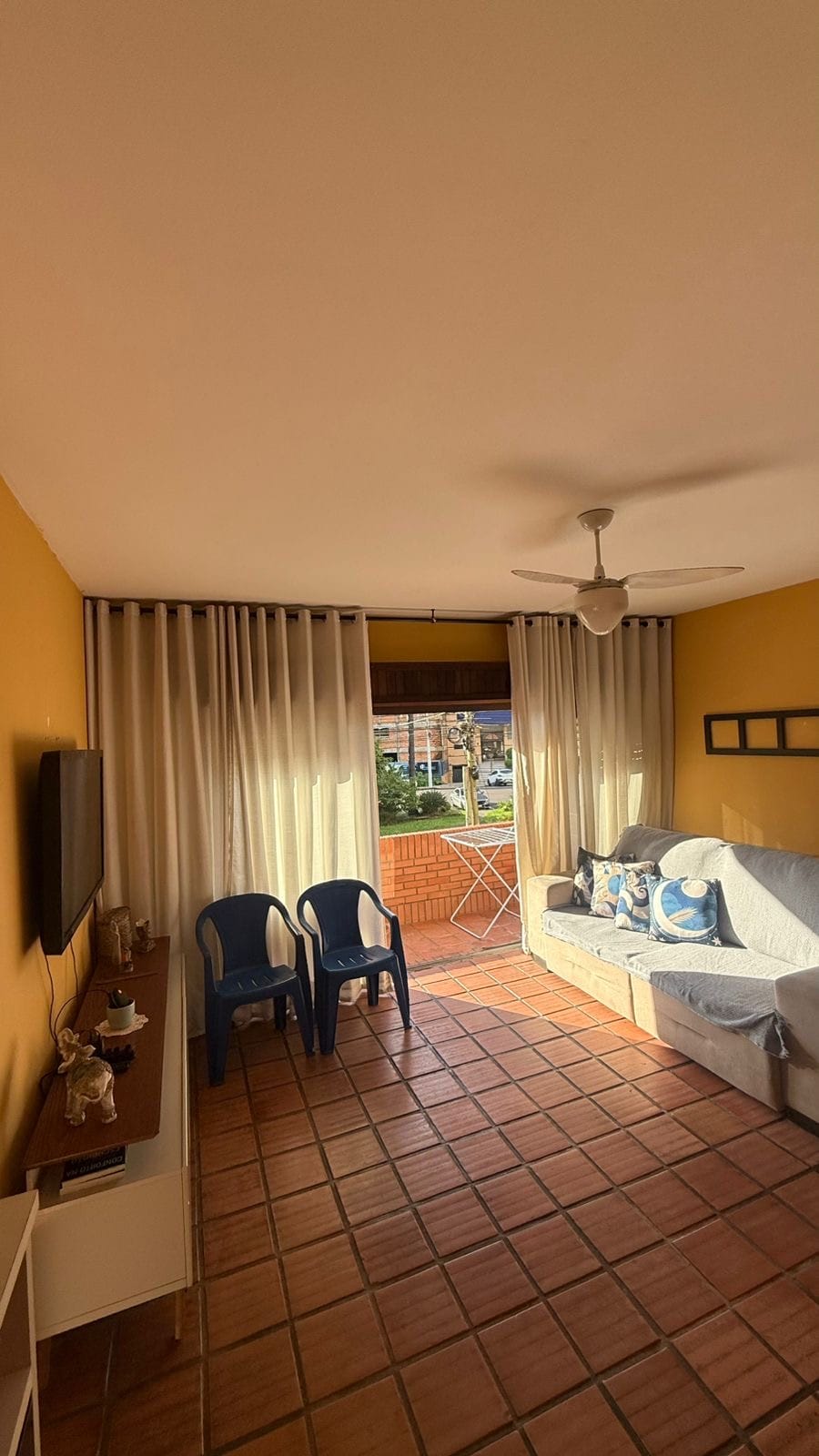 Large apartment with barbecue, 600m from the beach - Flats for Rent in ...